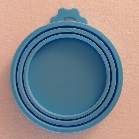 Kitchen | Nwt Blue Can Lid Seal Multisize Kitchen Gadget Silicone Large ...